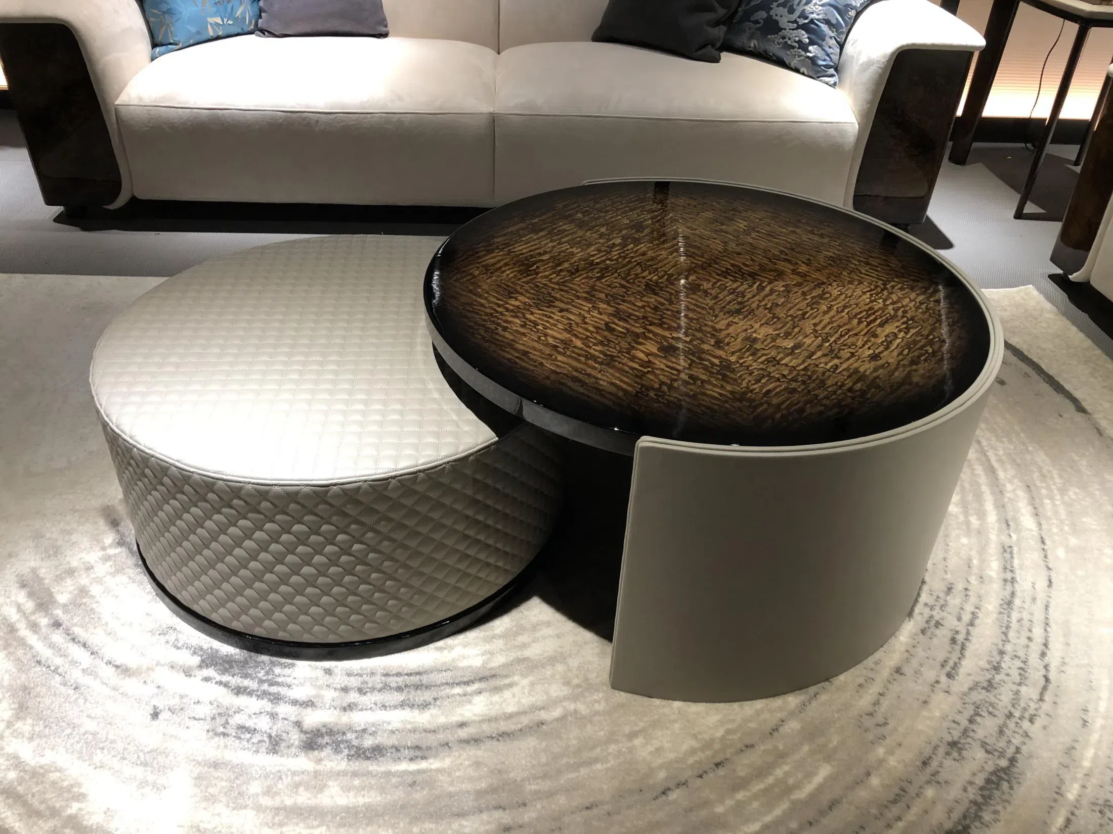 Tables | Globus Furniture from China